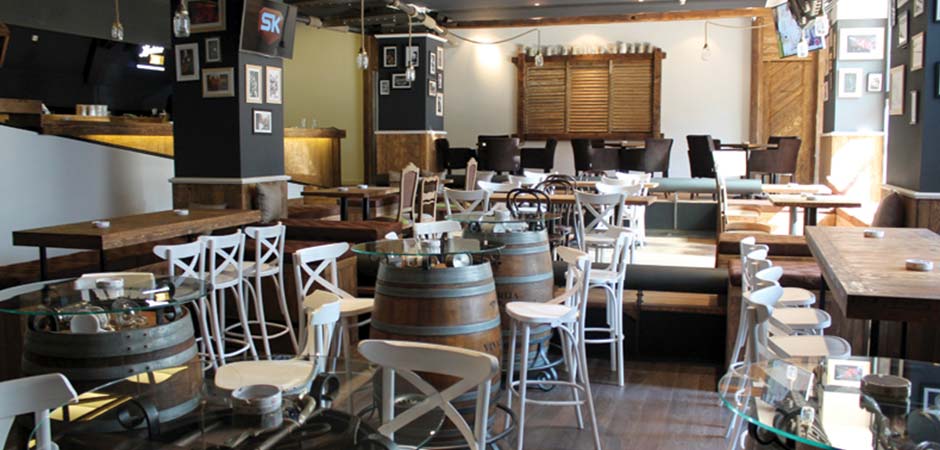 Restoran Bar Wurst Platz Beograd - POSLOVNE STRANE