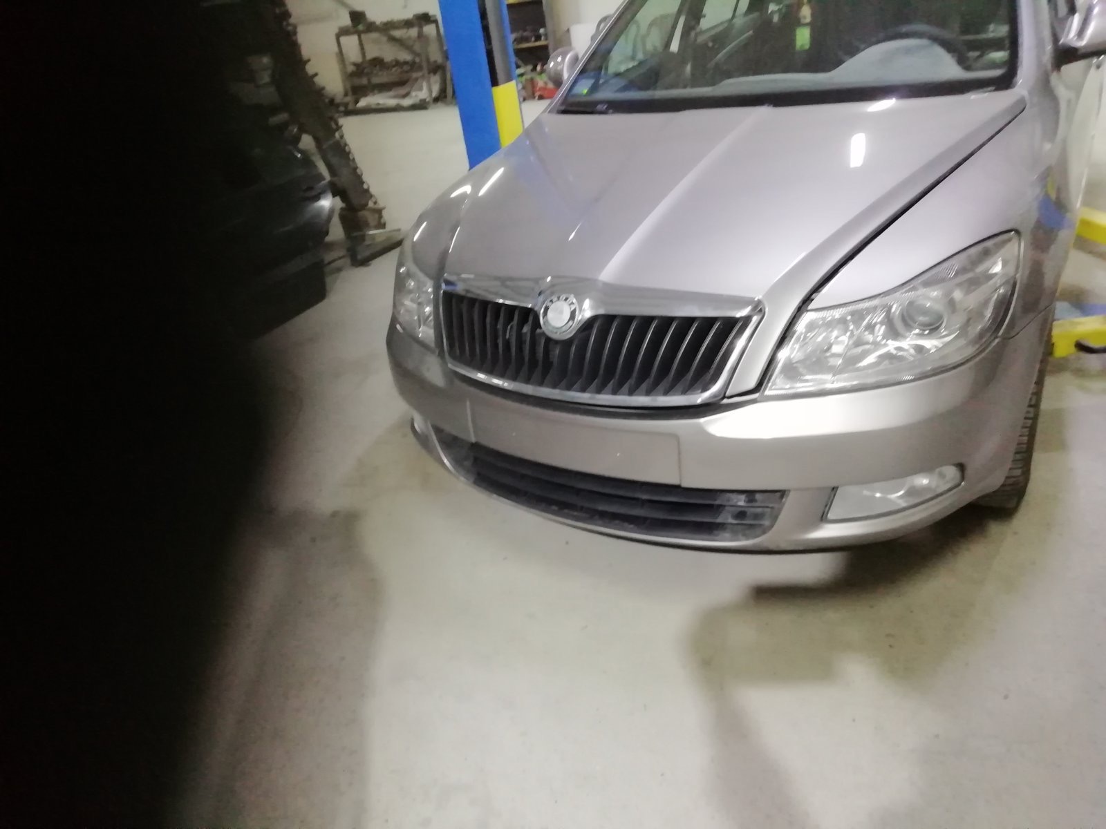 Deki V - Auto limar Vinča, Beograd | Poslovne Strane